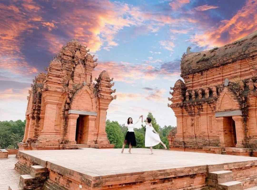 Địa điểm tham quan làng văn hóa các dân tộc đầy thú vị